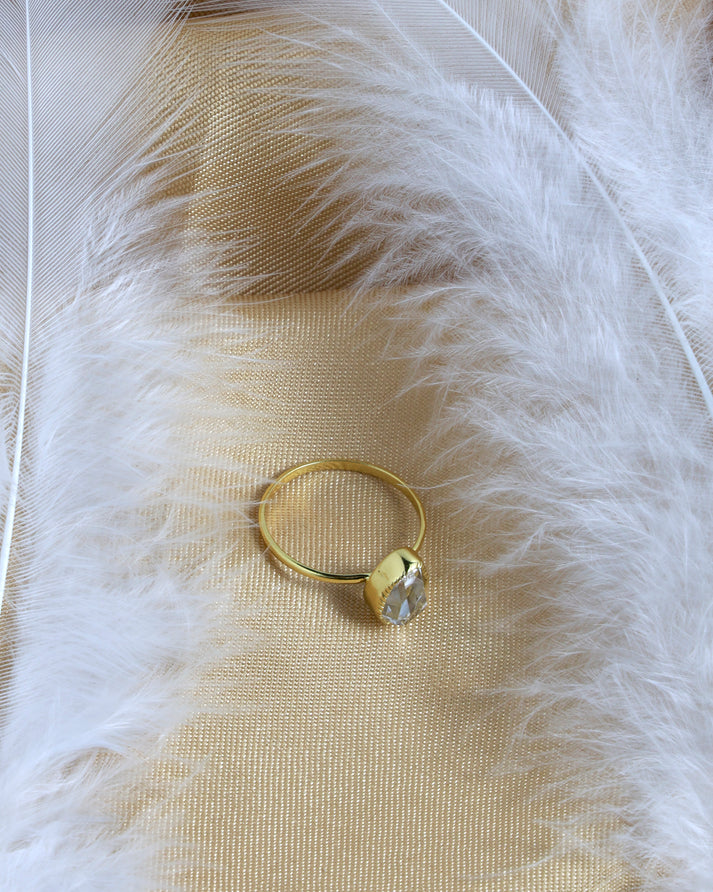 Moonbeam Ring – Raw Quartz Crystal in Sterling Silver – Prakhya